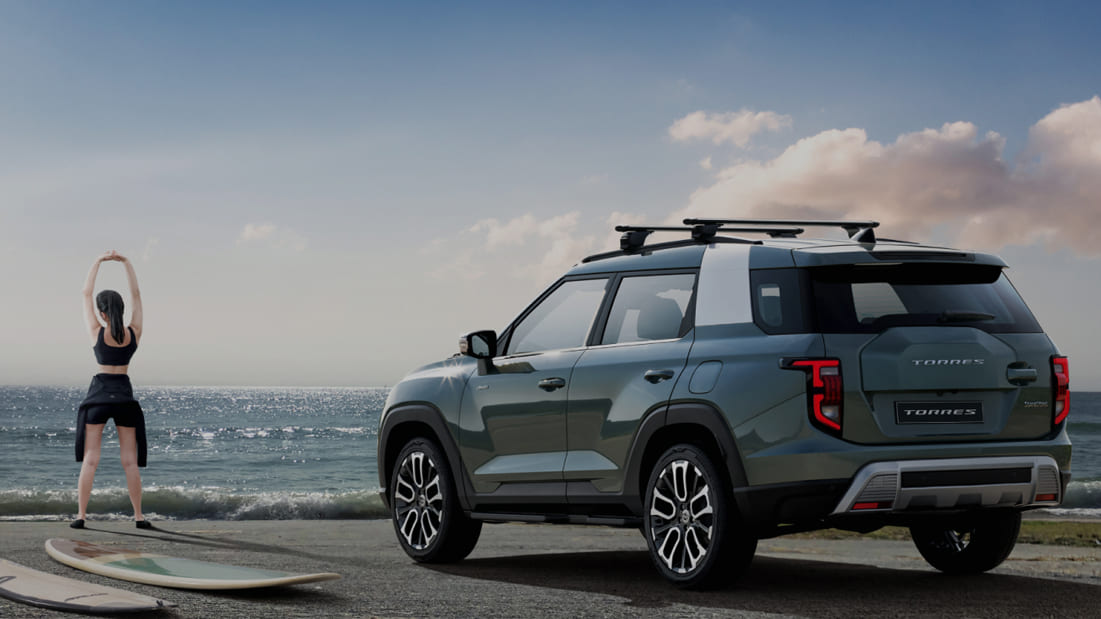 SSANGYONG TORRES: Versión TR223B LIMITED PLUS 1.5T 4WD 6AT BITONO 2024 ...